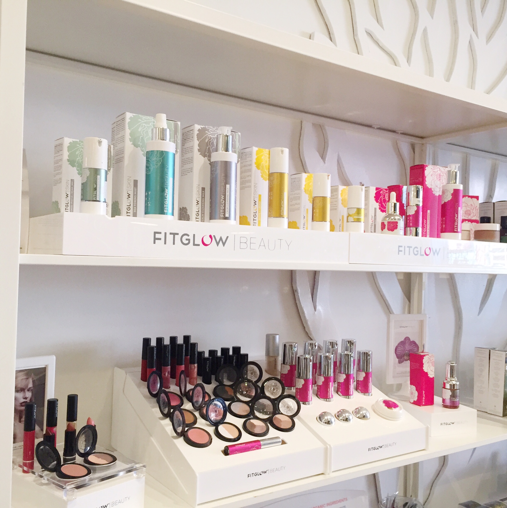 Incounter Displays | Designers and Manufactures of Custom Displays ...